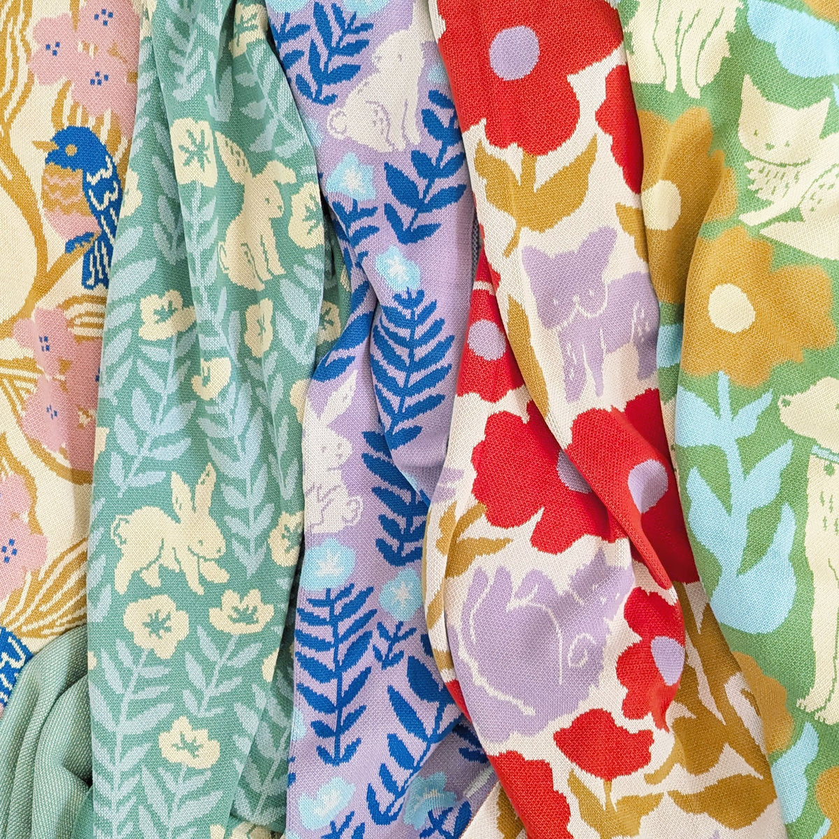 Beautifully illustrated, responsibly made knit blankets from Nuthatch ...